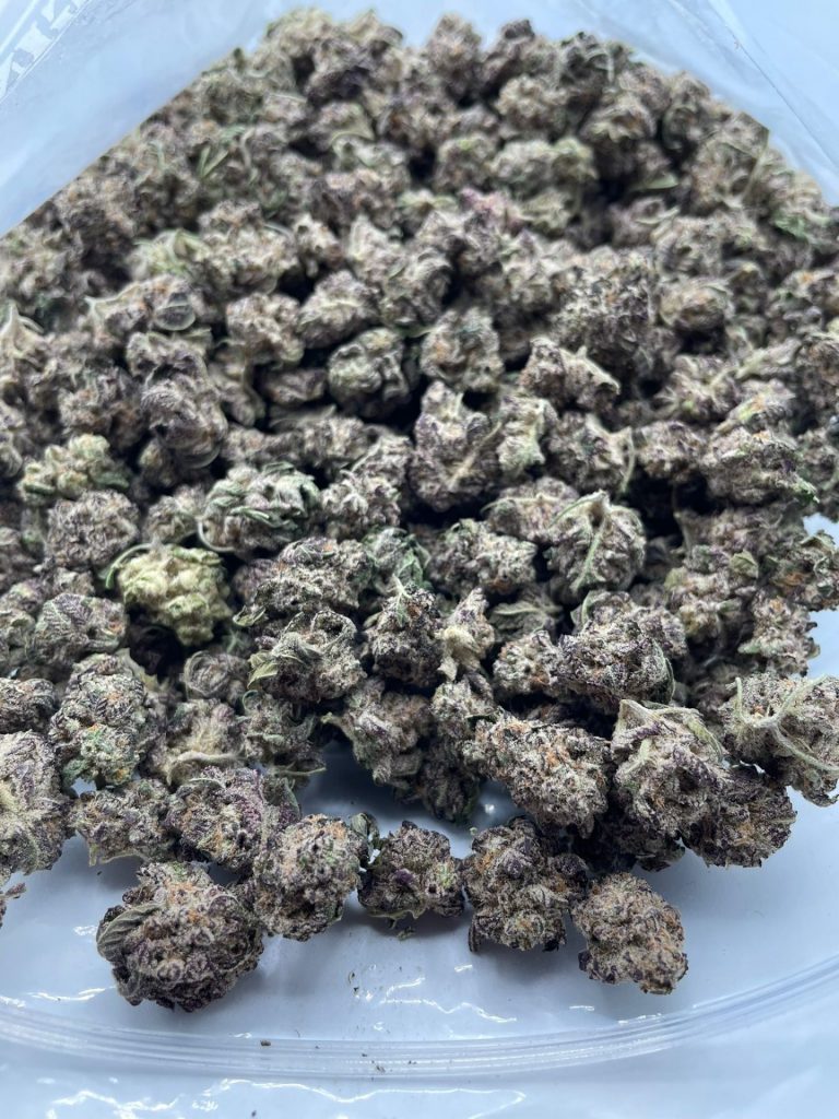 Small Buds – Triangle Mint AAA ($65/Oz) | Freshly Rated Cannabis